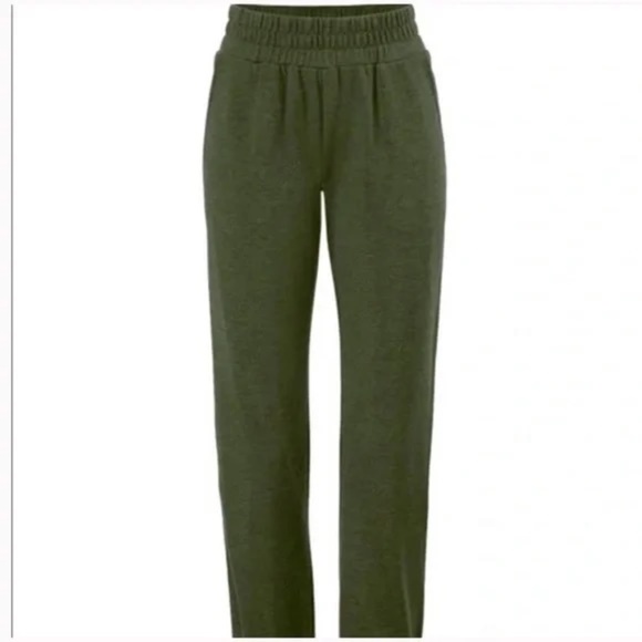 CAbi | Pants & Jumpsuits | Cabi 3923 Pivot Jogger M | Poshmark